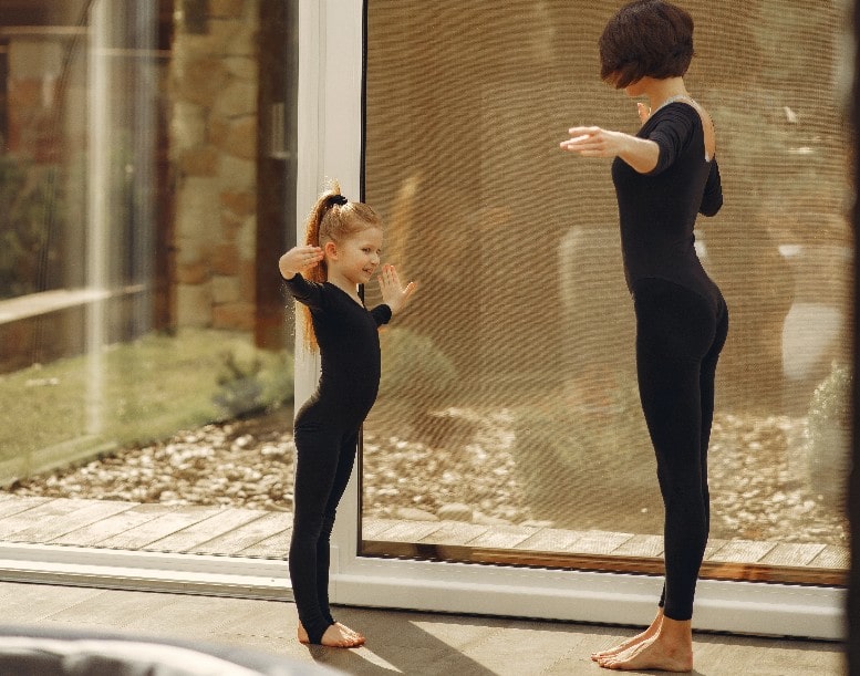 How to stimulate balance exercises for my child at home - Hope AMC